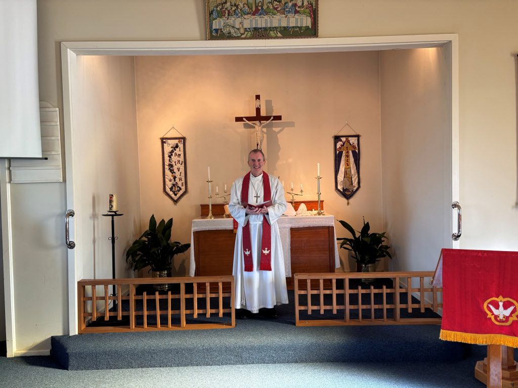 Installations of Mark Simpfendorfer at Springwood and St Mary's - NSW ...